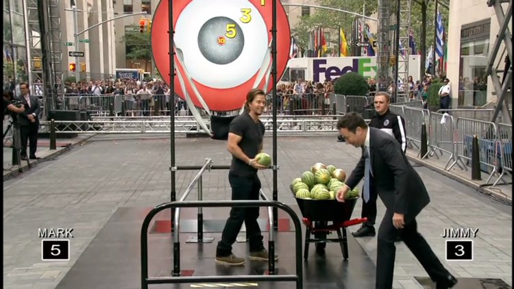 Dev sapan ile karpuz atma yarışı | Video