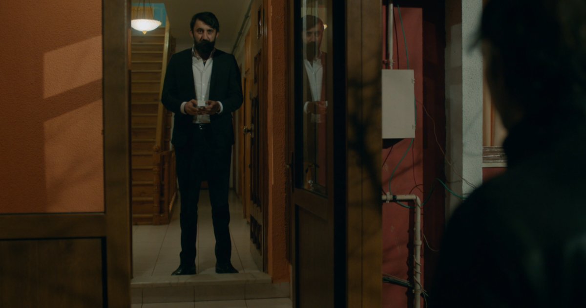Çukur 47. Bölüm : Selim, Cumali’nin karşısına çıkıyor!