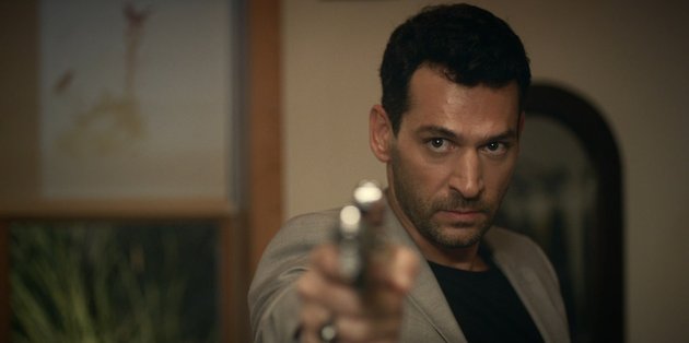 Ramo 13. Bölüm : Ramo, Taner'i vuruyor!