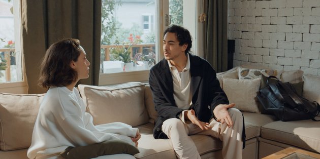 Kara 2. Bölüm : Rüzgar, Zeynep'in yanında.