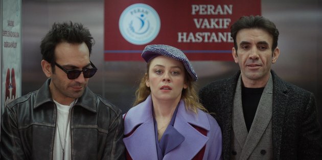 Bahar 3. Bölüm : Bahar, Timur'dan özel istekte bulunuyor.